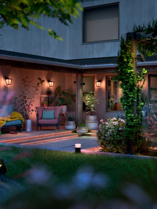Smart LED outdoor lights | Philips Hue AU