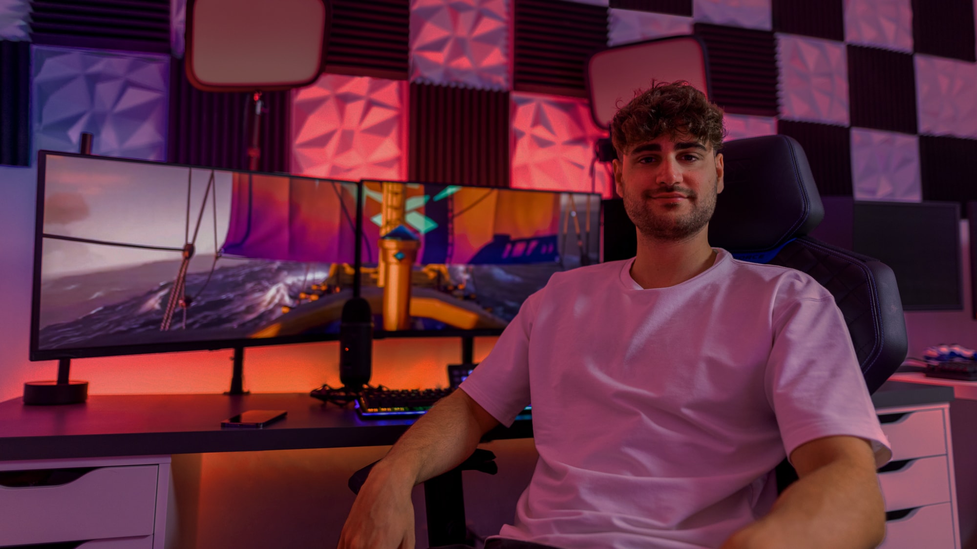 Game Changer: Gamingstar Elias Nerlich zeigt die Hue HDMI Sync Box 8k ...