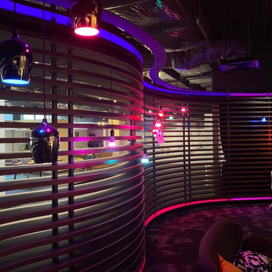 Where to buy | Philips Hue SG